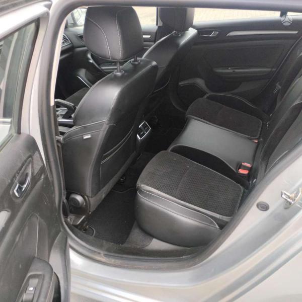 Pelēks Renault Megane 2018 Tauragė, ar dzinēja tilpumu 1.46 L un nobraukumu 212 tūkst. km par 6400 €, foto 10 vietnē AUTOMOTO.COM.LV
