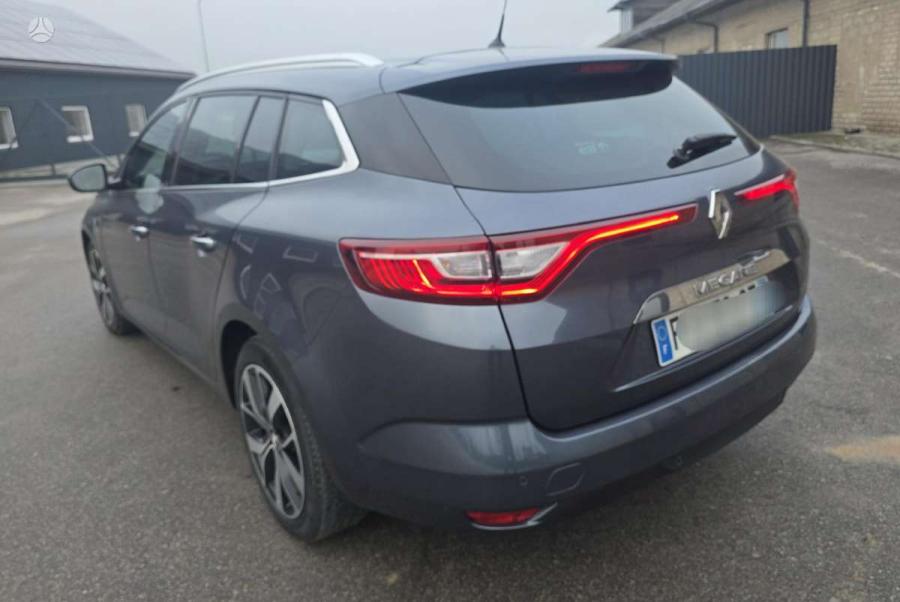 Pelēks Renault Megane 2019 Tauragė, ar dzinēja tilpumu 1.46 L un nobraukumu 63 tūkst. km par 8500 €, foto 4 vietnē AUTOMOTO.COM.LV