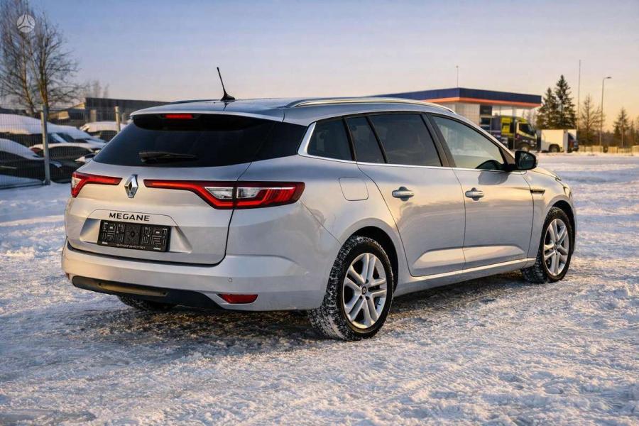 Pelēks Renault Megane 2019 Pakruojis, ar dzinēja tilpumu 1.30 L un nobraukumu 101 tūkst. km par 9300 €, foto 6 vietnē AUTOMOTO.COM.LV