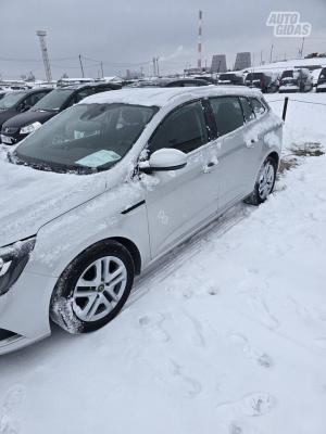 Grey Renault Megane 2019 in Vilnius, with an engine capacity of 1.30 L and mileage of 165 thousand km for 8900 €, photo  on AUTOMOTO.COM.LV