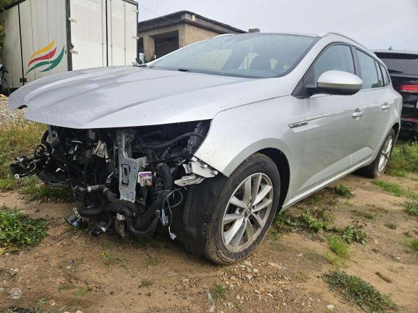 Pelēks Renault Megane 2019 Šauļi, ar dzinēja tilpumu 1.46 L un nobraukumu 195 tūkst. km par 3900 €, foto 4 vietnē AUTOMOTO.COM.LV