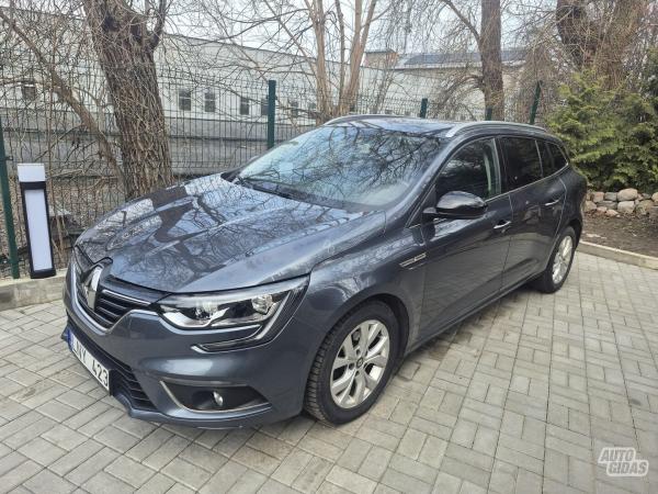 Grey Renault Megane 2020 in Kaunas, with an engine capacity of 1.30 L and mileage of 55 thousand km for 10500 €, photo 1 on AUTOMOTO.COM.LV