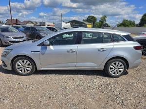 Grey Renault Megane 2020 in Taurage, with an engine capacity of 1.46 L and mileage of 203 thousand km for 10285 €, photo 5 on AUTOMOTO.COM.LV