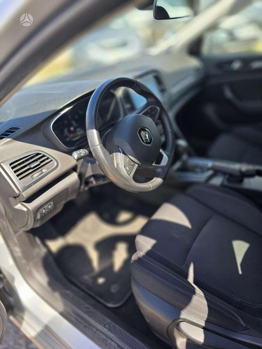Grey Renault Megane 2020 in Taurage, with an engine capacity of 1.46 L and mileage of 203 thousand km for 10285 €, photo 15 on AUTOMOTO.COM.LV