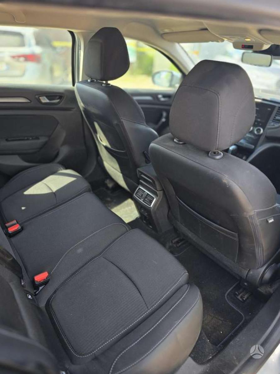 Grey Renault Megane 2020 in Taurage, with an engine capacity of 1.46 L and mileage of 203 thousand km for 10285 €, photo 25 on AUTOMOTO.COM.LV