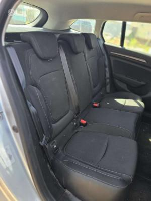 Grey Renault Megane 2020 in Taurage, with an engine capacity of 1.46 L and mileage of 203 thousand km for 10285 €, photo 26 on AUTOMOTO.COM.LV