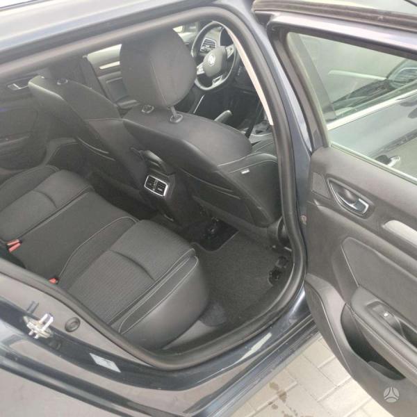 Grey Renault Megane 2020 in Taurage, with an engine capacity of 1.50 L and mileage of 217 thousand km for 7300 €, photo 6 on AUTOMOTO.COM.LV
