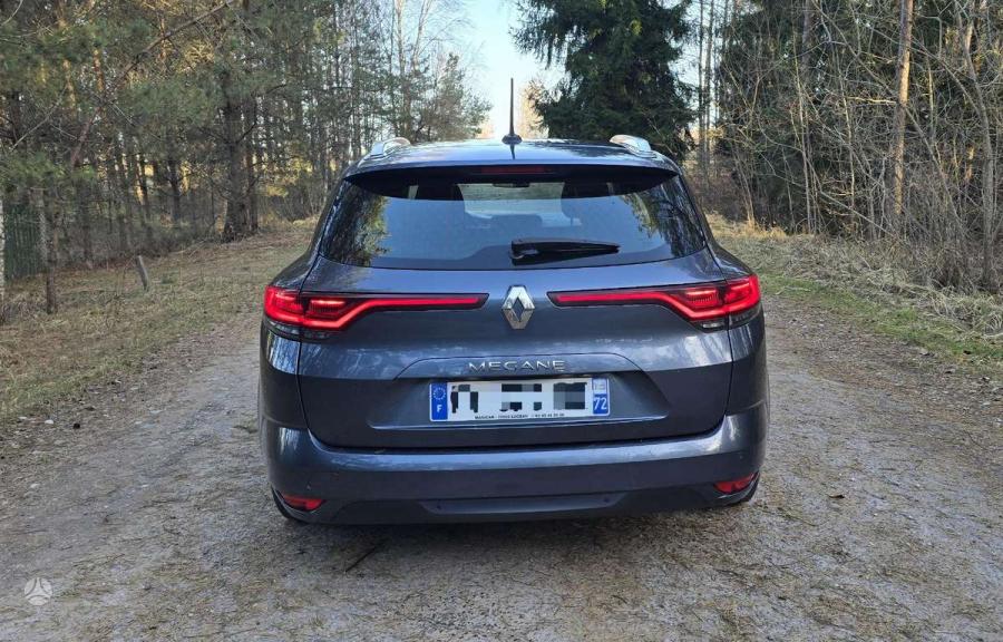 Grey Renault Megane 2021 in Taurage, with an engine capacity of 1.46 L and mileage of 288 thousand km for 7400 €, photo 4 on AUTOMOTO.COM.LV