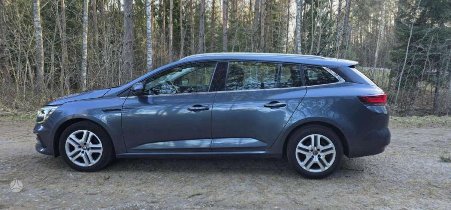 Grey Renault Megane 2021 in Taurage, with an engine capacity of 1.46 L and mileage of 288 thousand km for 7400 €, photo 6 on AUTOMOTO.COM.LV