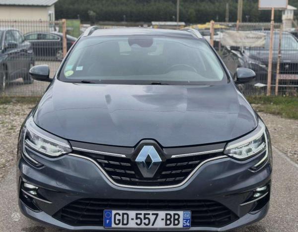 Pelēks Renault Megane 2021 Viļņa, ar dzinēja tilpumu 1.46 L un nobraukumu 192 tūkst. km par 12704 €, foto 2 vietnē AUTOMOTO.COM.LV