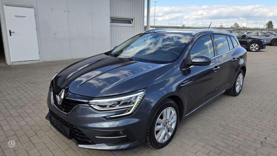 Grey Renault Megane 2021 in Marijampole, with an engine capacity of 1.00 L and mileage of 85 thousand km for 10284 €, photo 5 on AUTOMOTO.COM.LV