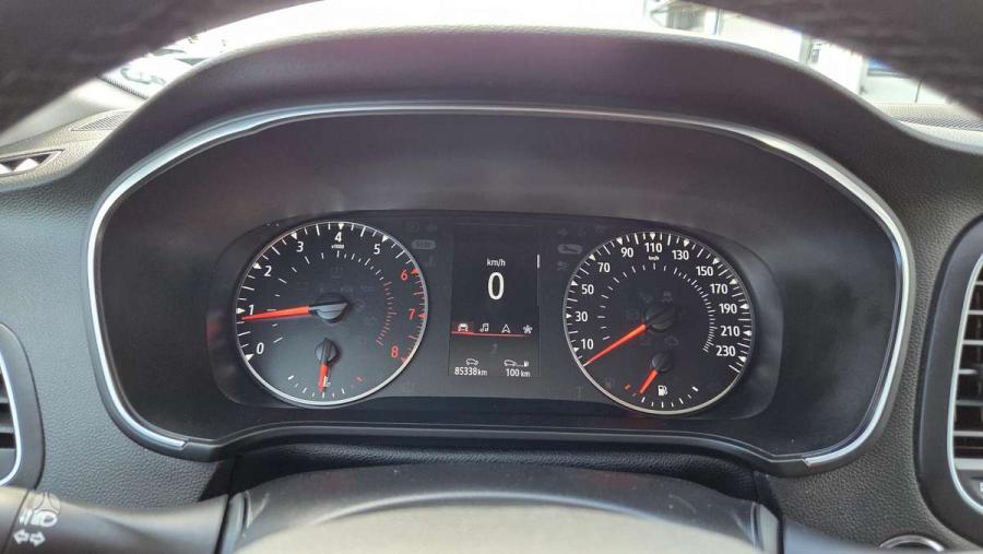 Grey Renault Megane 2021 in Marijampole, with an engine capacity of 1.00 L and mileage of 85 thousand km for 10284 €, photo 19 on AUTOMOTO.COM.LV