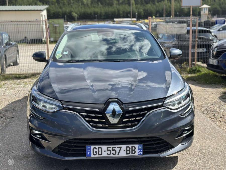Pelēks Renault Megane 2021 Viļņa, ar dzinēja tilpumu 1.46 L un nobraukumu 192 tūkst. km par 12462 €, foto 3 vietnē AUTOMOTO.COM.LV