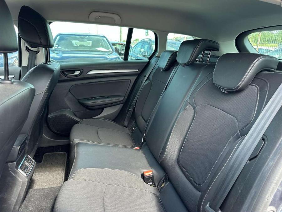 Pelēks Renault Megane 2021 Viļņa, ar dzinēja tilpumu 1.46 L un nobraukumu 192 tūkst. km par 12462 €, foto 14 vietnē AUTOMOTO.COM.LV