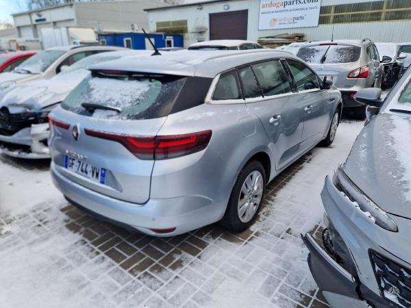 Pelēks Renault Megane 2022 Kauņa, ar dzinēja tilpumu 1.00 L un nobraukumu 260 tūkst. km par 8900 €, foto 4 vietnē AUTOMOTO.COM.LV