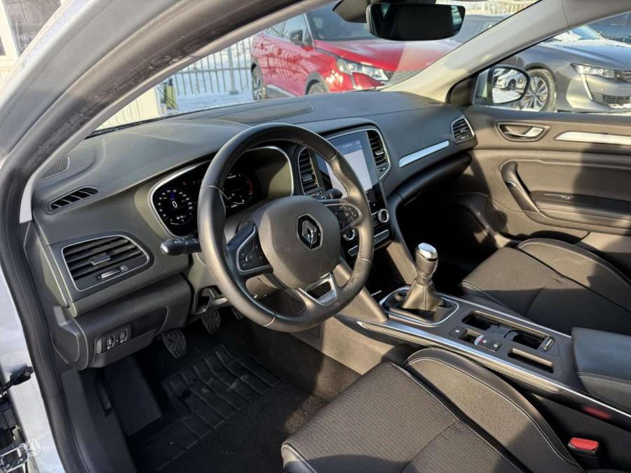 Grey Renault Megane 2022 in Marijampole, with an engine capacity of 1.46 L and mileage of 167 thousand km for 13909 €, photo 26 on AUTOMOTO.COM.LV