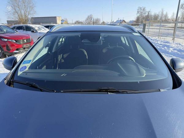 Grey Renault Megane 2022 in Marijampole, with an engine capacity of 1.00 L and mileage of 103 thousand km for 11489 €, photo 11 on AUTOMOTO.COM.LV