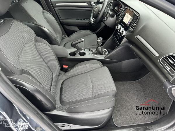 Grey Renault Megane 2022 in Avizieniai, with an engine capacity of 1.50 L and mileage of 115 thousand km for 12850 €, photo 4 on AUTOMOTO.COM.LV