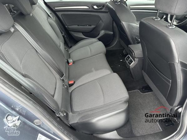 Grey Renault Megane 2022 in Avizieniai, with an engine capacity of 1.50 L and mileage of 115 thousand km for 12850 €, photo 5 on AUTOMOTO.COM.LV