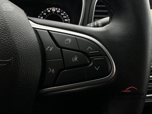 Grey Renault Megane 2022 in Avizieniai, with an engine capacity of 1.50 L and mileage of 115 thousand km for 12850 €, photo 9 on AUTOMOTO.COM.LV
