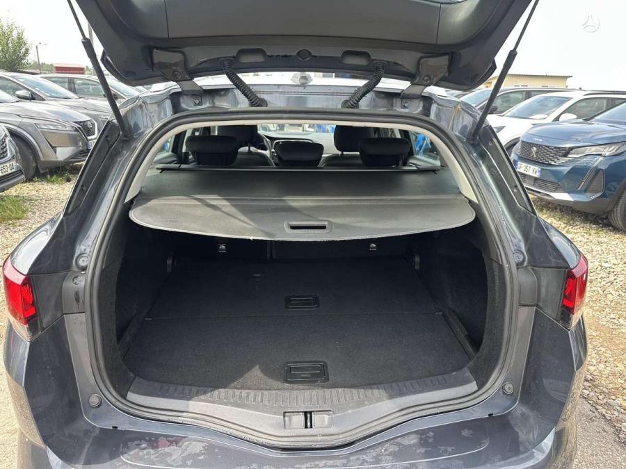Pelēks Renault Megane 2022 Viļņa, ar dzinēja tilpumu 1.33 L un nobraukumu 156 tūkst. km par 9679 €, foto 8 vietnē AUTOMOTO.COM.LV