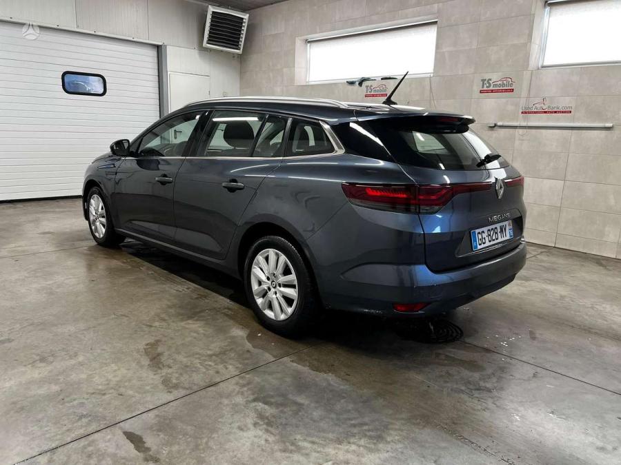 Pelēks Renault Megane 2022 Marijampole, ar dzinēja tilpumu 1.00 L un nobraukumu 148 tūkst. km par 9807 €, foto 6 vietnē AUTOMOTO.COM.LV