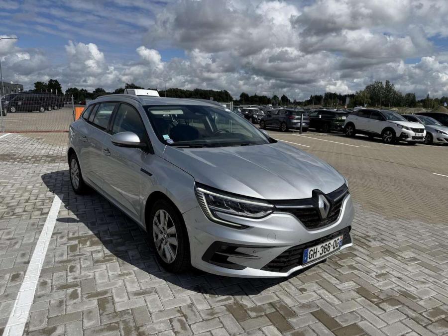 Grey Renault Megane 2022 in Taurage, with an engine capacity of 1.33 L and mileage of 126 thousand km for 10769 €, photo 11 on AUTOMOTO.COM.LV