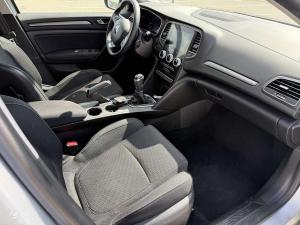 Grey Renault Megane 2022 in Taurage, with an engine capacity of 1.33 L and mileage of 126 thousand km for 10769 €, photo 13 on AUTOMOTO.COM.LV