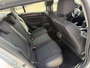 Grey Renault Megane 2022 in Taurage, with an engine capacity of 1.33 L and mileage of 126 thousand km for 10769 €, photo 14 on AUTOMOTO.COM.LV