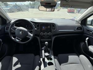Grey Renault Megane 2022 in Taurage, with an engine capacity of 1.33 L and mileage of 126 thousand km for 10769 €, photo 18 on AUTOMOTO.COM.LV
