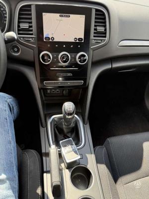 Grey Renault Megane 2022 in Taurage, with an engine capacity of 1.33 L and mileage of 126 thousand km for 10769 €, photo 25 on AUTOMOTO.COM.LV