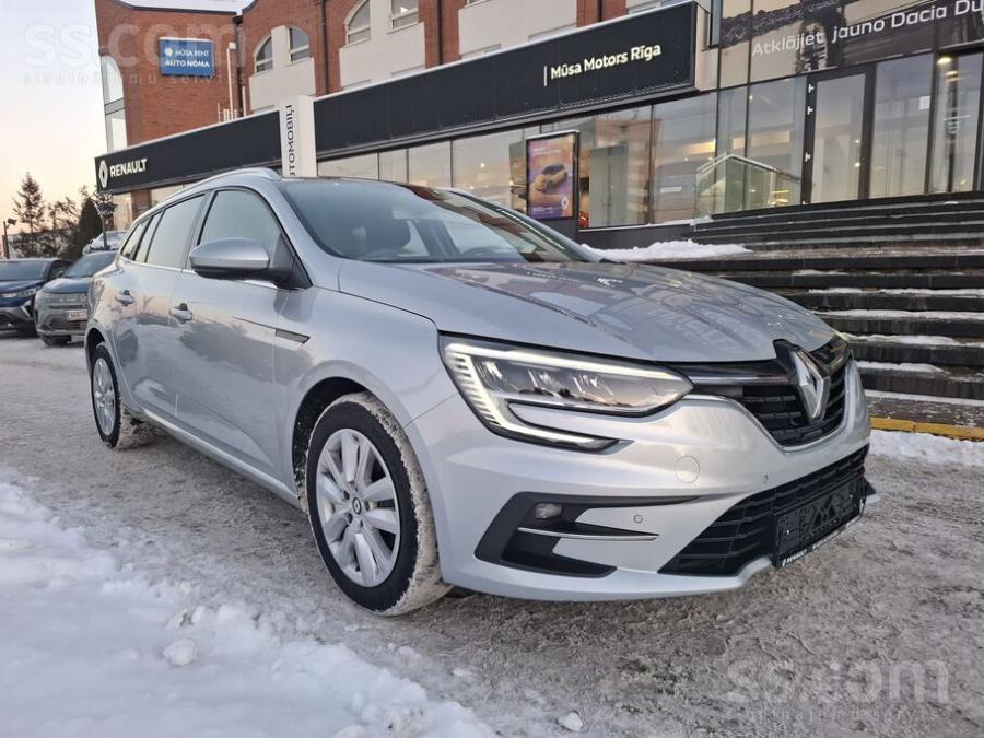Pelēks Renault Megane 2023 Rīga, ar dzinēja tilpumu 1.30 L un nobraukumu 67 tūkst. km par 15500 €, foto 1 vietnē AUTOMOTO.COM.LV