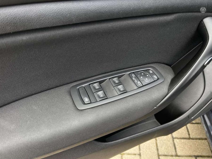 Grey Renault Megane 2023 in Taurage, with an engine capacity of 1.46 L and mileage of 215 thousand km for 8200 €, photo 20 on AUTOMOTO.COM.LV