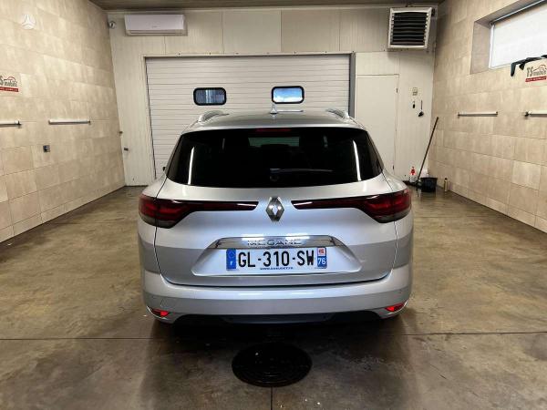 Grey Renault Megane 2023 in Marijampole, with an engine capacity of 1.33 L and mileage of 154 thousand km for 13237 €, photo 6 on AUTOMOTO.COM.LV