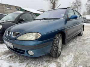 Renault Megane 1999 in Palanga, with an engine capacity of 1.60 L and mileage of 300 thousand km for 340 €, photo 4 on AUTOMOTO.COM.LV