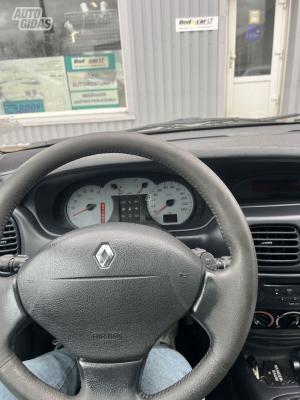 Renault Megane 2001 Kauņa, ar dzinēja tilpumu 1.60 L un nobraukumu 246 tūkst. km par 1250 €, foto 9 vietnē AUTOMOTO.COM.LV
