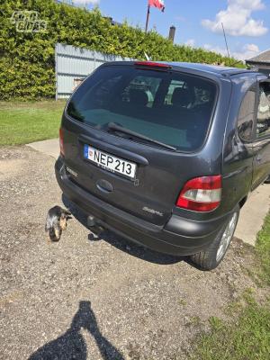 Renault Megane 2001 in Panevezys, with an engine capacity of 1.90 L and mileage of 258 thousand km for 900 €, photo 5 on AUTOMOTO.COM.LV