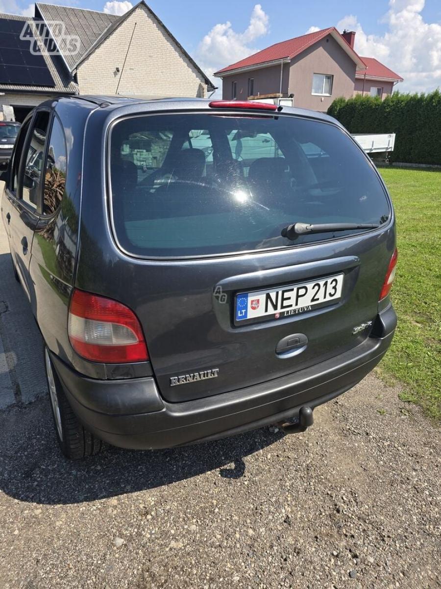 Renault Megane 2001 in Panevezys, with an engine capacity of 1.90 L and mileage of 258 thousand km for 900 €, photo 10 on AUTOMOTO.COM.LV