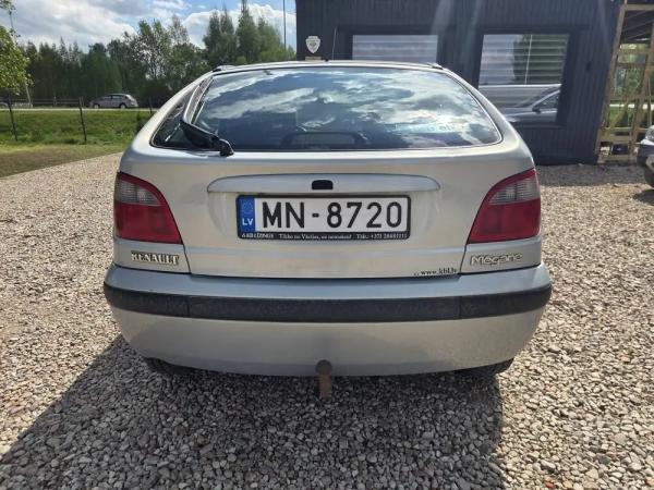 Renault Megane 2002 Jelgava, ar dzinēja tilpumu 1.60 L un nobraukumu 0 tūkst. km par 1100 €, foto 5 vietnē AUTOMOTO.COM.LV