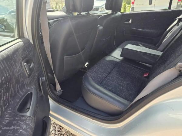 Renault Megane 2002 Jelgava, ar dzinēja tilpumu 1.60 L un nobraukumu 0 tūkst. km par 1100 €, foto 8 vietnē AUTOMOTO.COM.LV