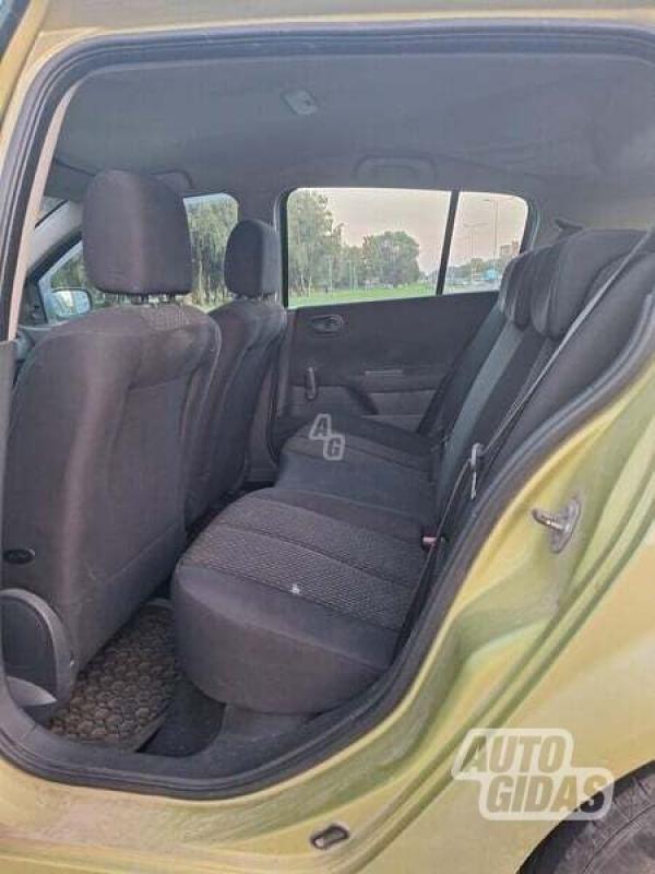 Renault Megane 2003 in Siauliai, with an engine capacity of 1.40 L and mileage of 300 thousand km for 850 €, photo 7 on AUTOMOTO.COM.LV