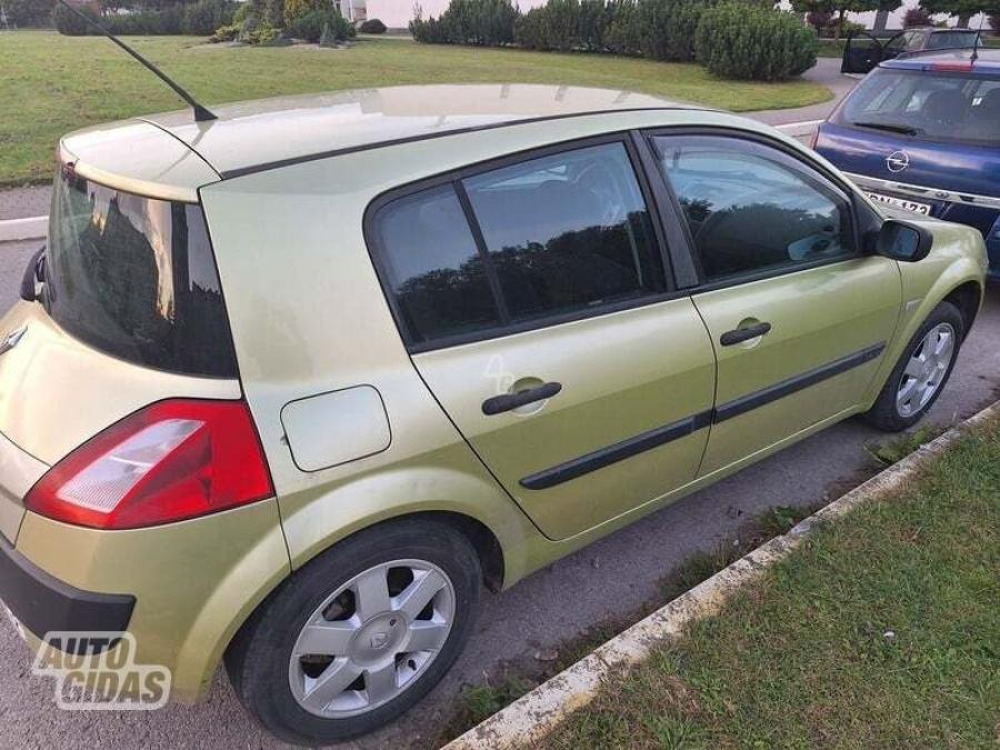 Renault Megane 2003 Šauļi, ar dzinēja tilpumu 1.40 L un nobraukumu 300 tūkst. km par 850 €, foto 4 vietnē AUTOMOTO.COM.LV