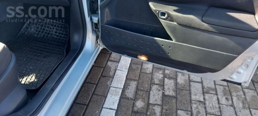 Renault Megane 2003 Jūrmala, ar dzinēja tilpumu 1.50 L un nobraukumu 300 tūkst. km par 1080 €, foto 7 vietnē AUTOMOTO.COM.LV