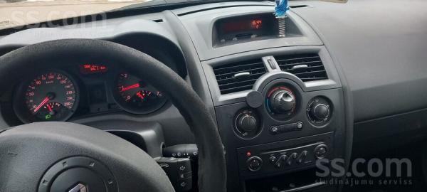Renault Megane 2003 Jūrmala, ar dzinēja tilpumu 1.50 L un nobraukumu 300 tūkst. km par 1080 €, foto 9 vietnē AUTOMOTO.COM.LV