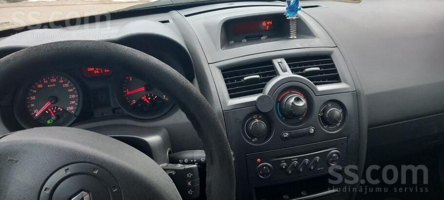 Renault Megane 2003 Jūrmala, ar dzinēja tilpumu 1.50 L un nobraukumu 300 tūkst. km par 1080 €, foto 10 vietnē AUTOMOTO.COM.LV