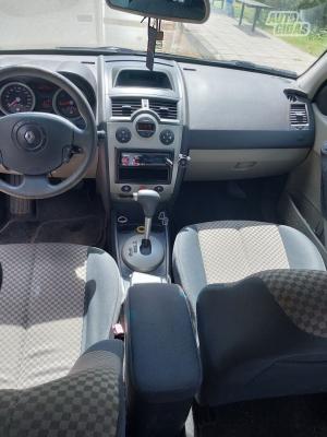 Renault Megane 2003 in Panevezys, with an engine capacity of 2.00 L and mileage of 173 thousand km for 850 €, photo 8 on AUTOMOTO.COM.LV