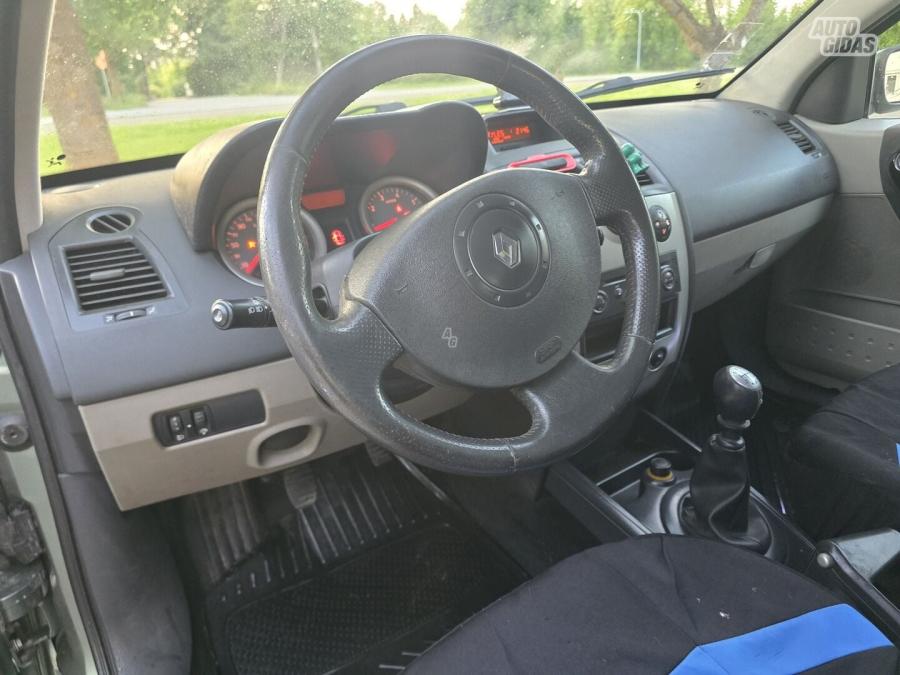 Renault Megane 2003 Radviliškis, ar dzinēja tilpumu 1.90 L un nobraukumu 331 tūkst. km par 780 €, foto 16 vietnē AUTOMOTO.COM.LV