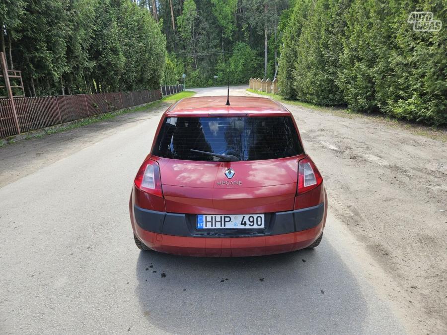 Renault Megane 2004 in Prienai, with an engine capacity of 1.90 L and mileage of 300 thousand km for 650 €, photo 4 on AUTOMOTO.COM.LV
