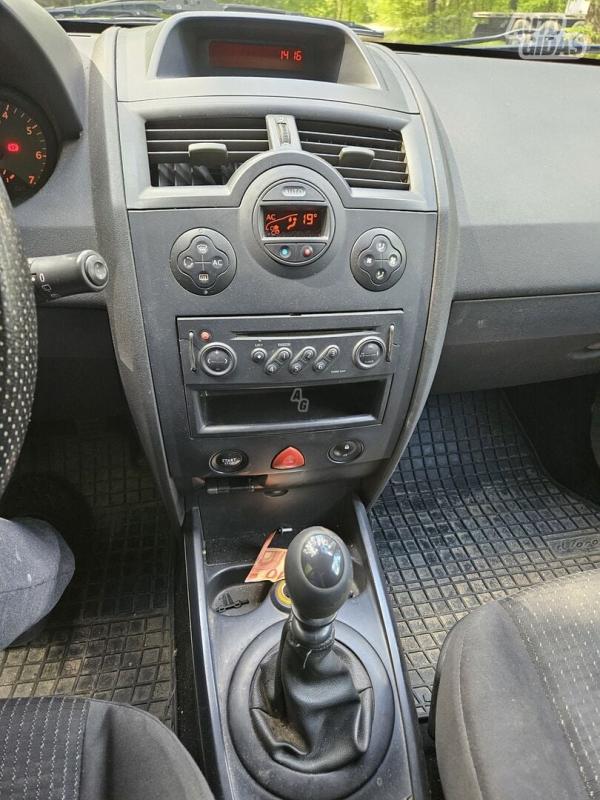 Renault Megane 2004 Prienai, ar dzinēja tilpumu 1.90 L un nobraukumu 319 tūkst. km par 500 €, foto 10 vietnē AUTOMOTO.COM.LV