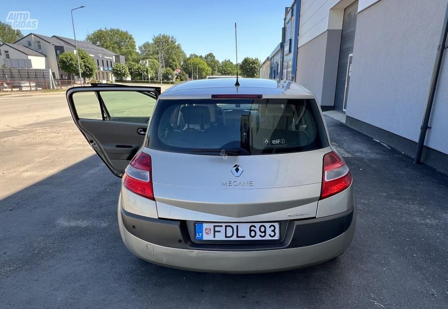 Renault Megane 2006 in Jonava, with an engine capacity of 1.50 L and mileage of 205 thousand km for 2450 €, photo 4 on AUTOMOTO.COM.LV